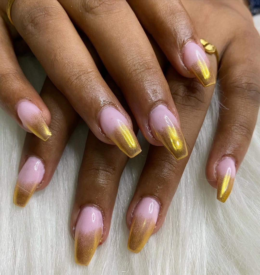 20 Trendy Gold Nail Styles – Pathter